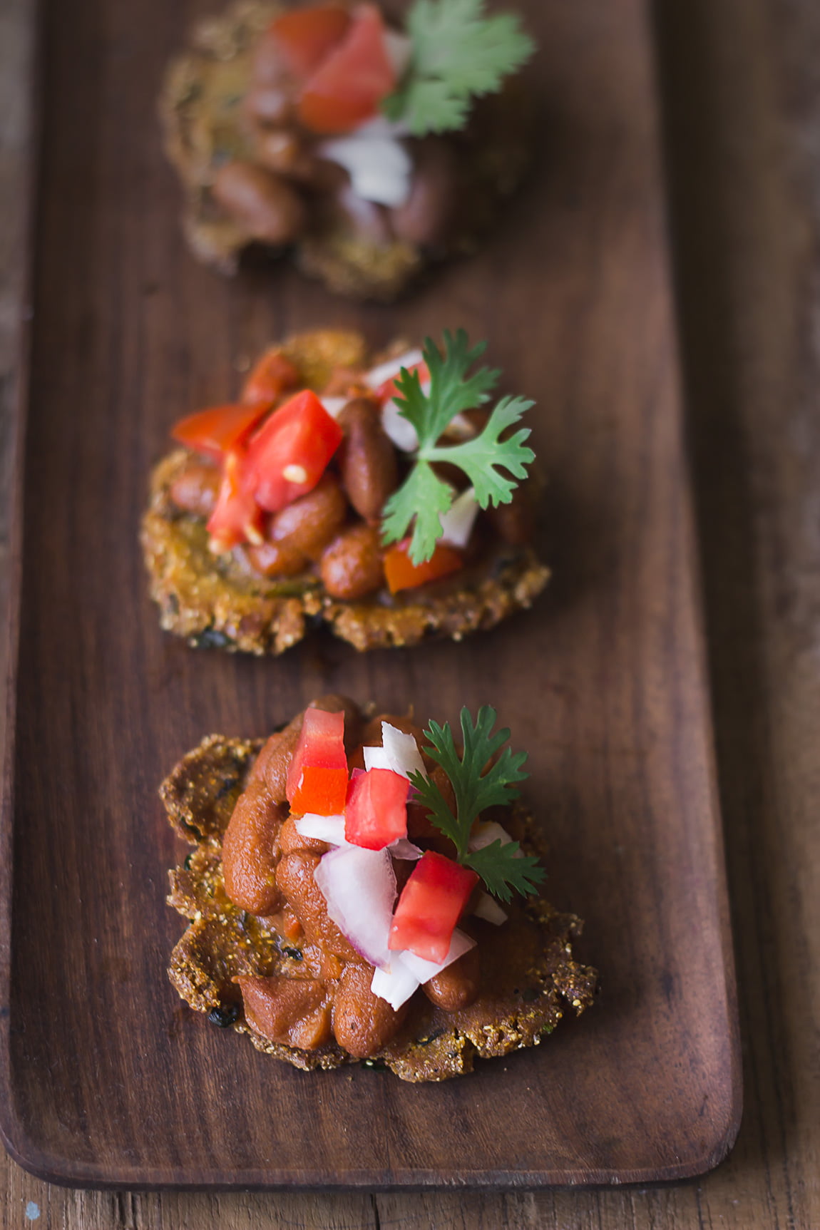 Crispy Makka Methi Bhakri Recipe - Lemon in Ginger