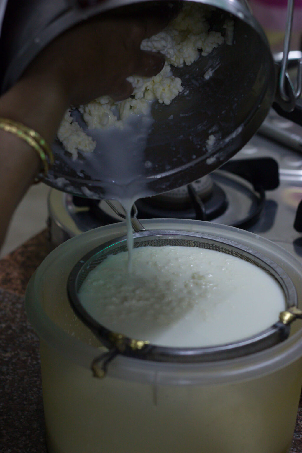 How to make Ghee or Clarified Butter? - Lemon in Ginger